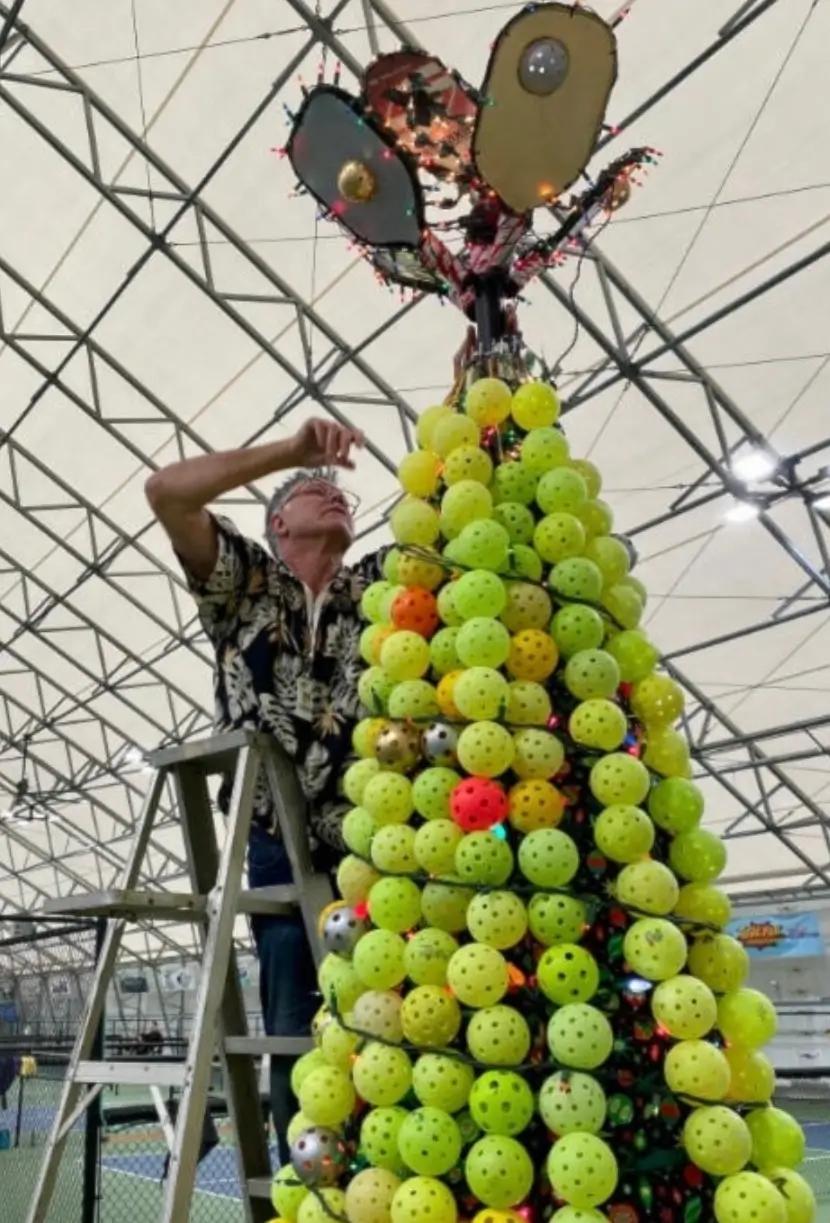 Deck the Halls With Pickleball
